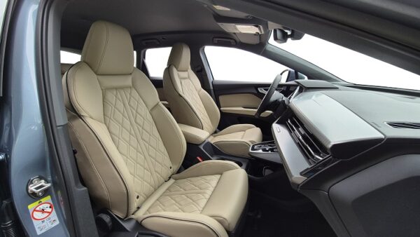 Audi Q4 E-tron, Alba Nappa eco-leather® Pearl - Alba Automotive