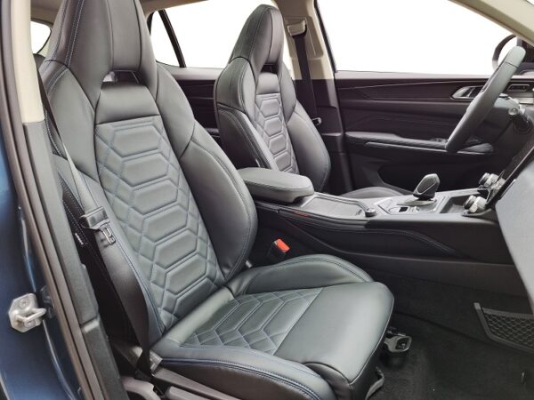 Lynk & Co 01, Alba Nappa eco-leather® Zwart - Alba Automotive